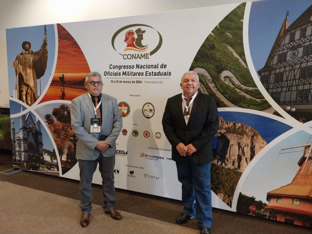 PRESIDENTE DA ASMIR TC ADÃO LIMA E DIRETOR SECRETÁRIO CAP DOURIVAN ...